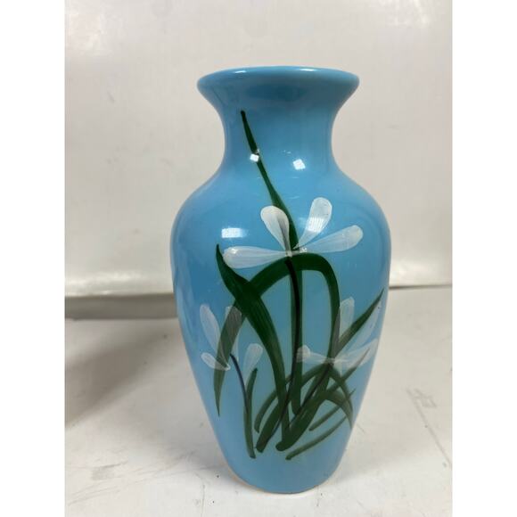 Unbranded | Accents | Vintage Vase Light Blue Pottery Floral Flowers ...